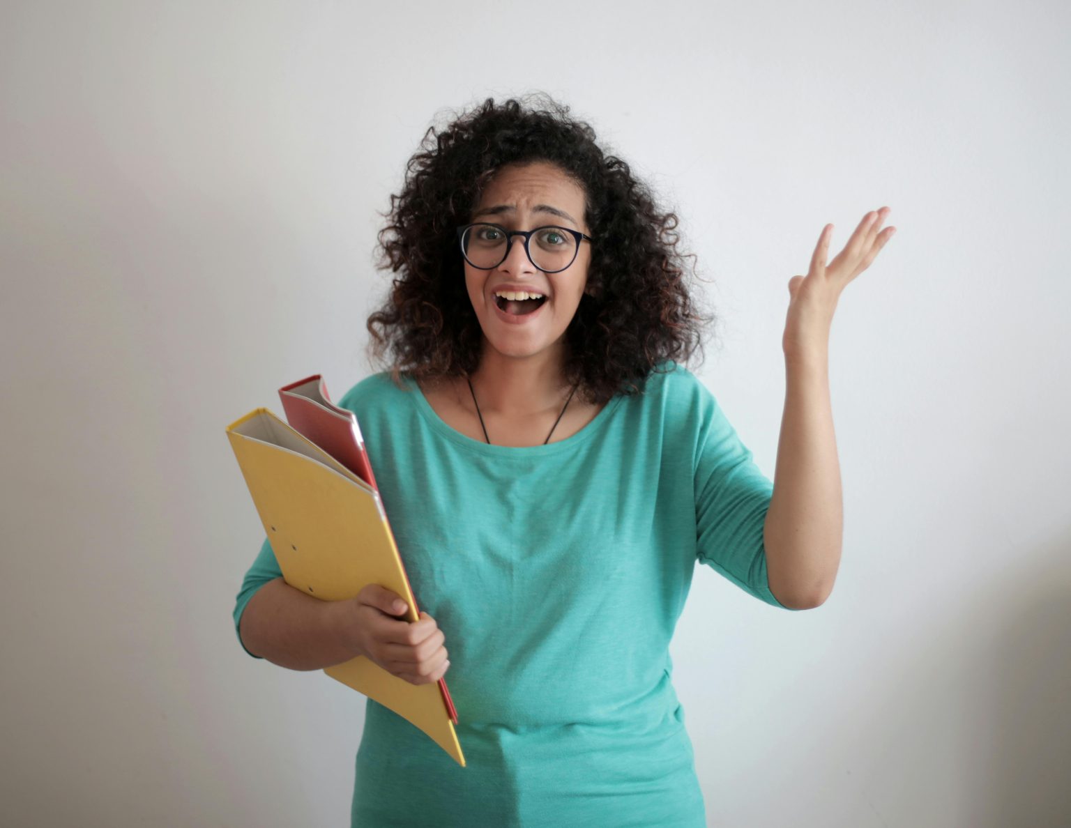 Assistant vs Coordinator: Which is Best for Your Business?